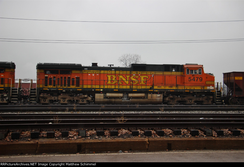 BNSF 5479